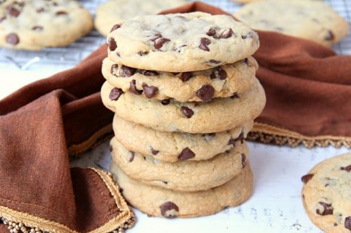 Choco Chips Mega Cookies - Bakery Hills
